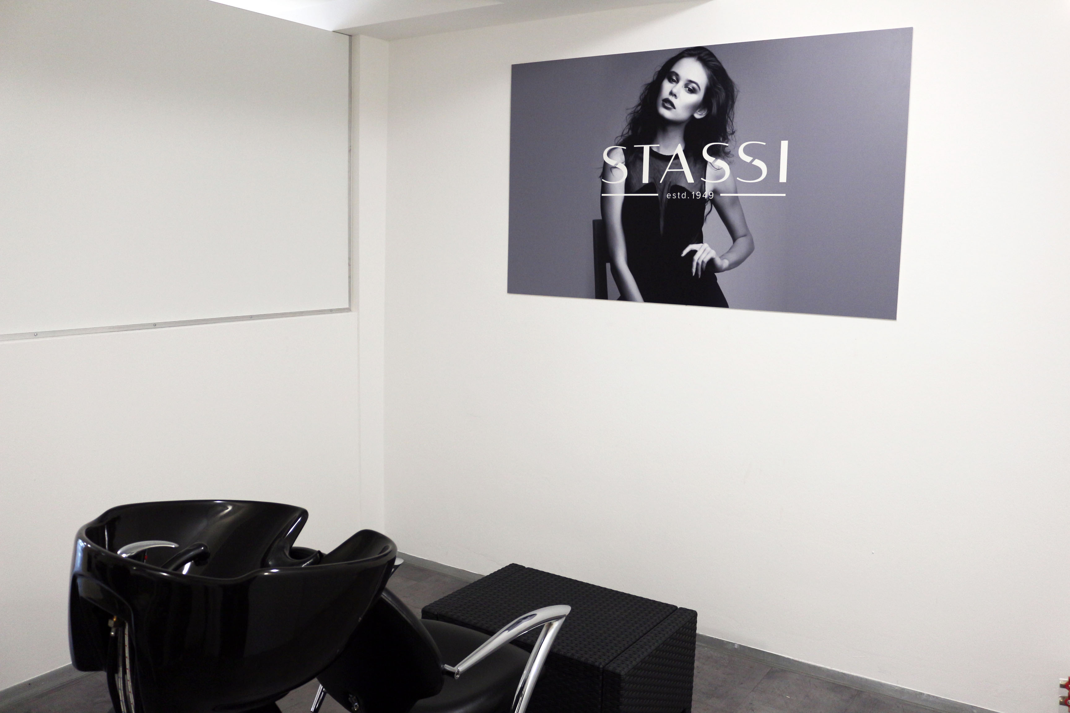 Perücken kaufen im P24-Studio in Nürnberg | Perücken24